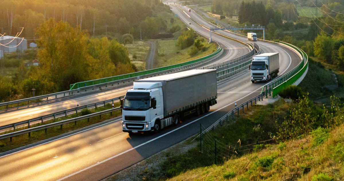 Truck and bus engine oil